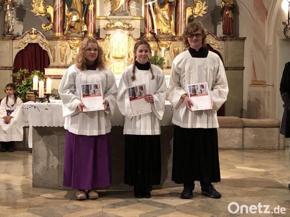 Fünf Neue am Altar | Onetz