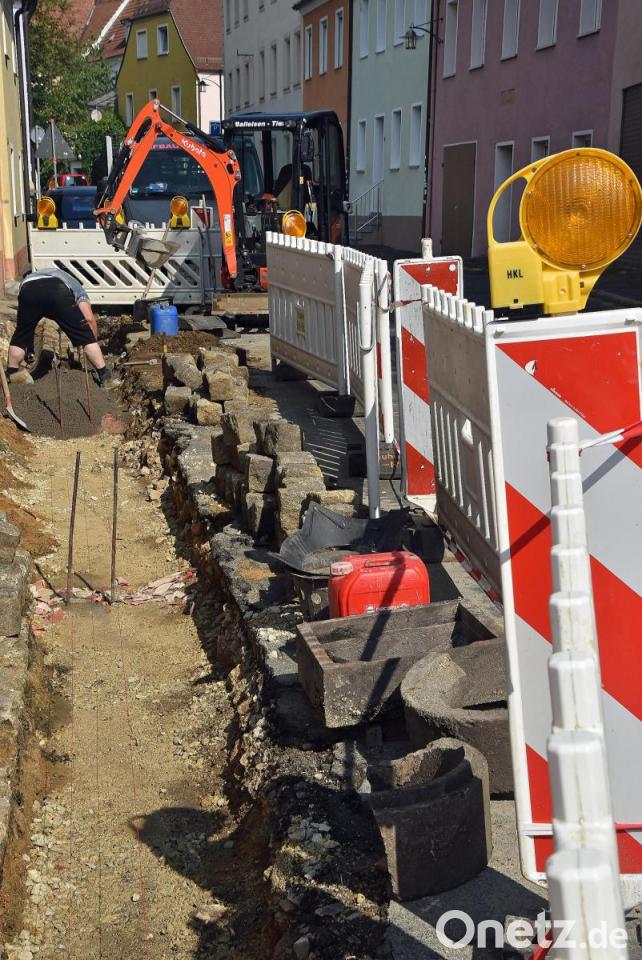 Rinnen und Pflaster jetzt wieder neu | Onetz